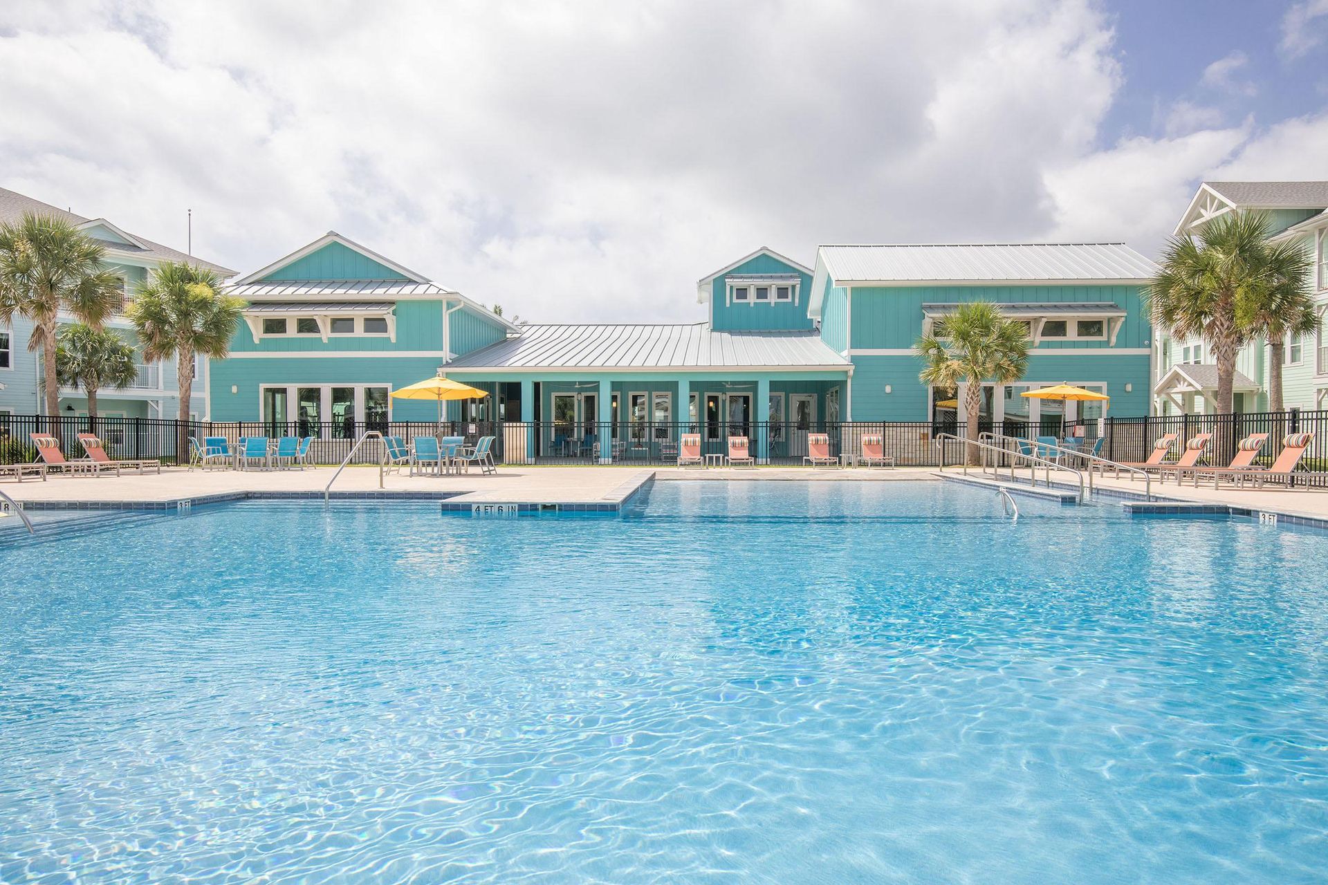 Pearl Point | Apartments in Rockport, TX