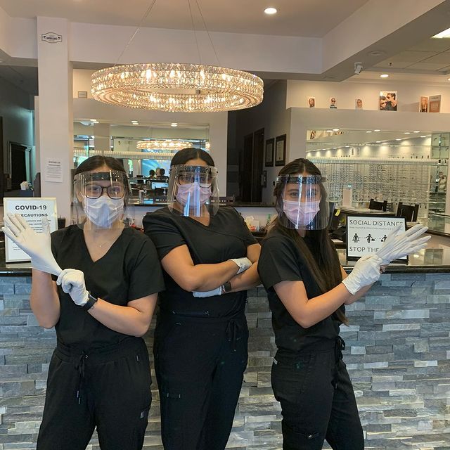 Optometrists, Eyeglasses and Contacts in Mesa | Lee Eyecare Center