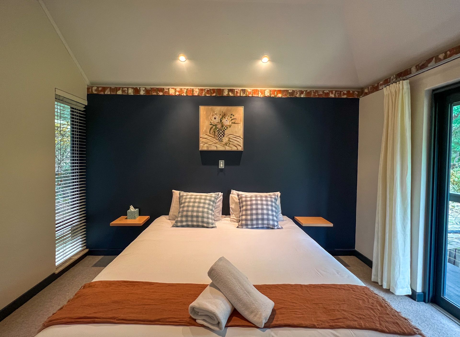 Gallery | Waterfall Cottages