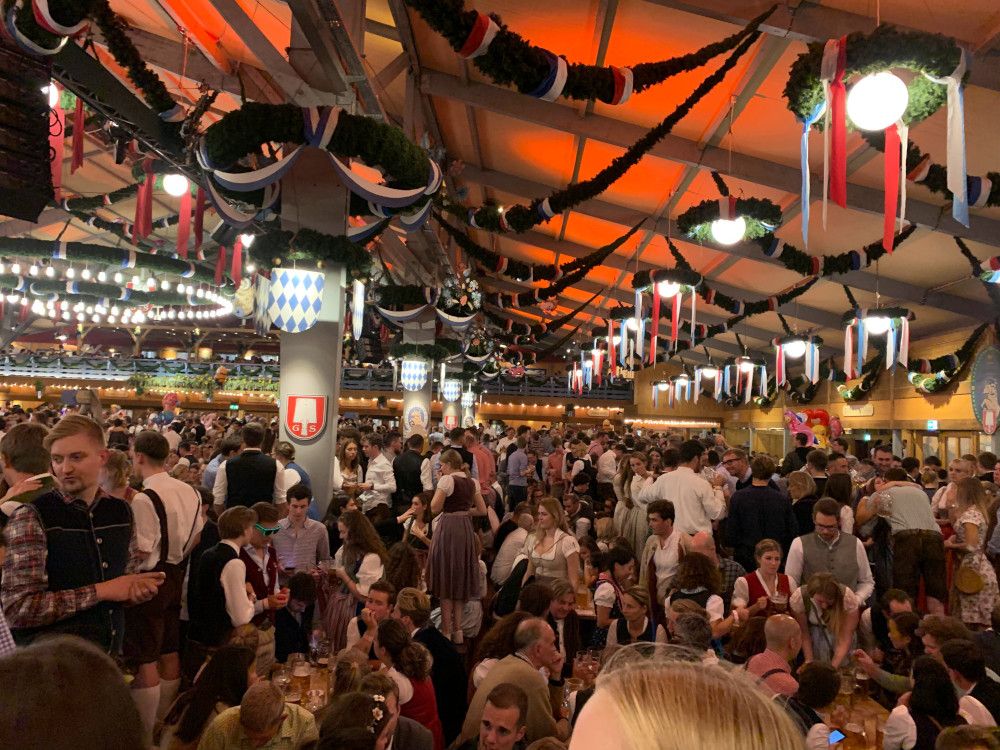 Oktoberfest Tent Guide - What you need to know about the tents