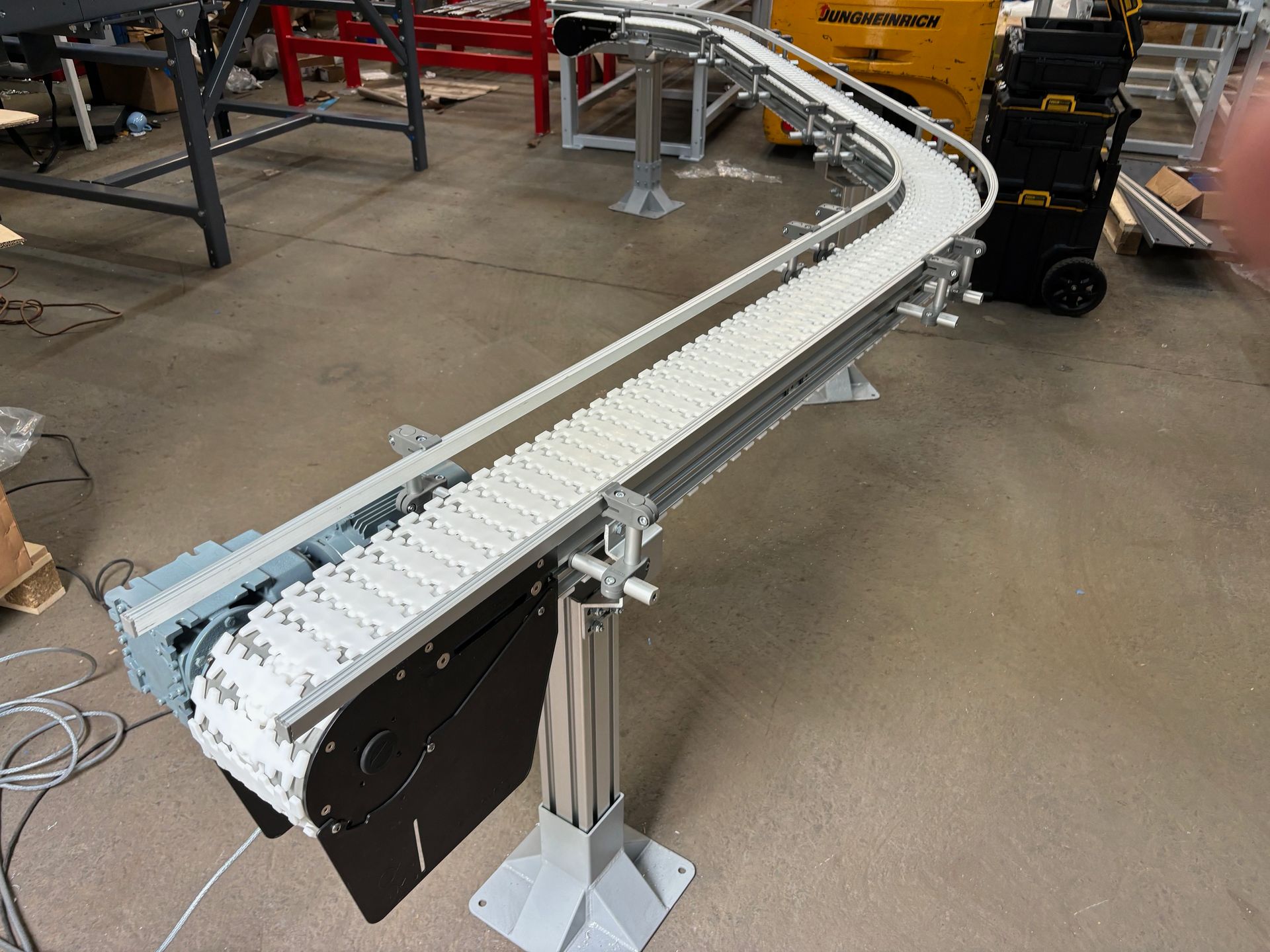 Vehicle loading conveyors | LJF Conveyor Hub Ltd