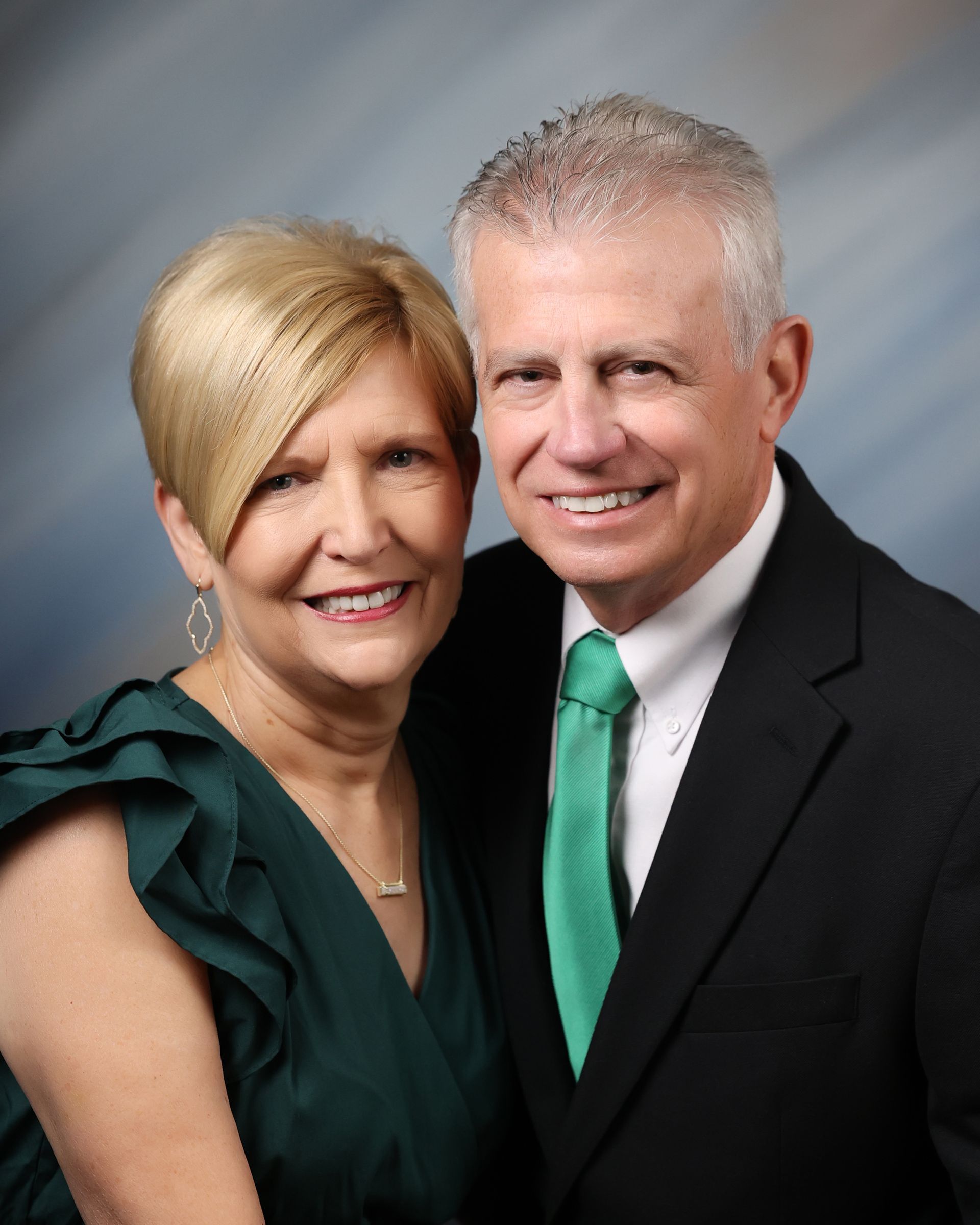 Deus Providebit Award | Archbishop Chapelle High School