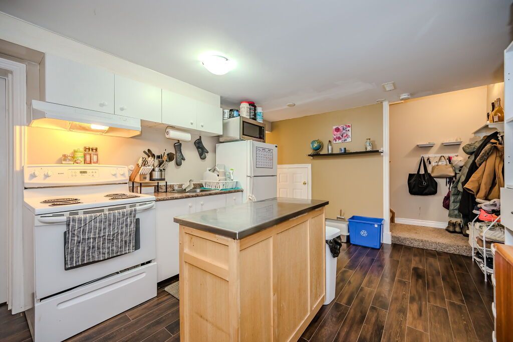 Kortright West Lease