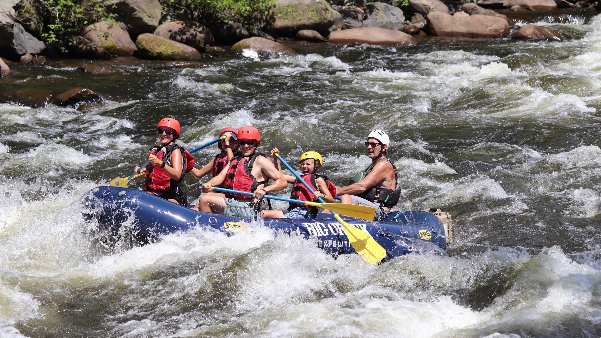 Best Whitewater Rafting in Tennessee at the Smoky Mountains