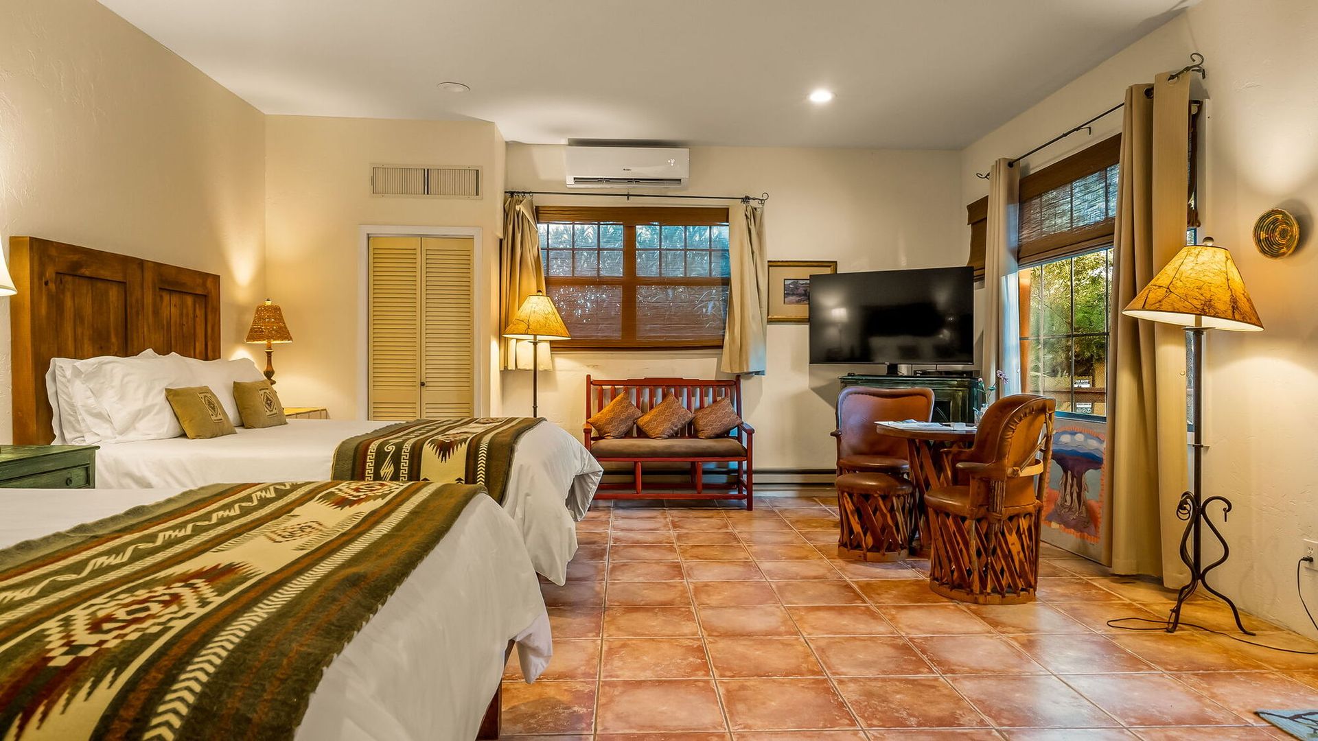 Southwest-Style Guest Suites in Historic Tubac, AZ
