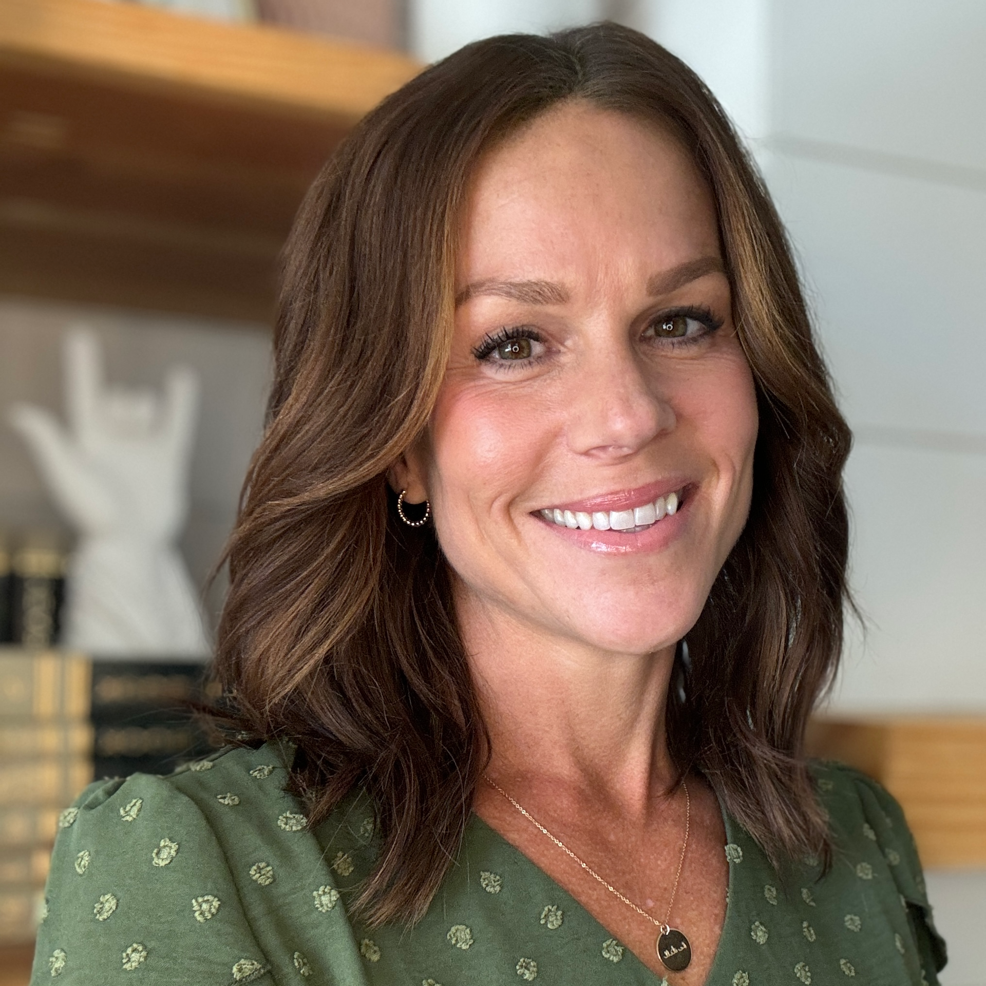 Meet Our ASL-Fluent Therapists and Counselors