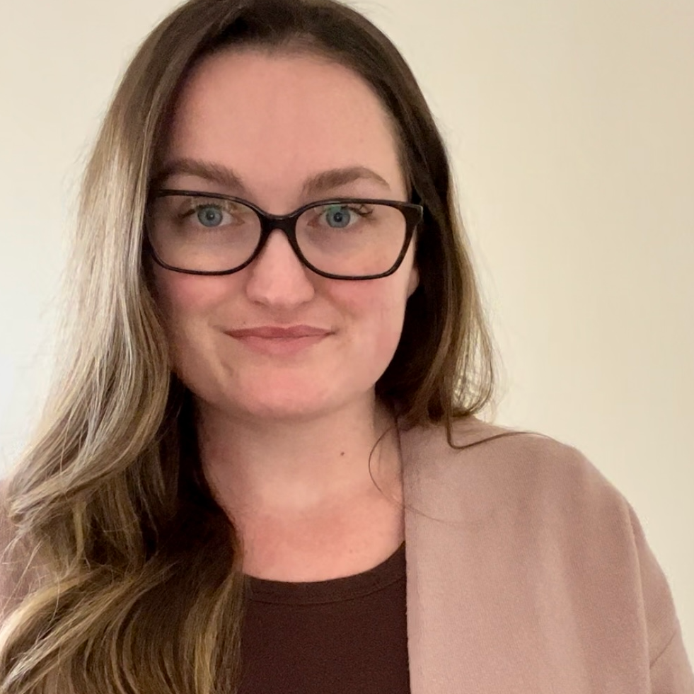 Meet Our ASL-Fluent, Deaf Therapists and Counselors