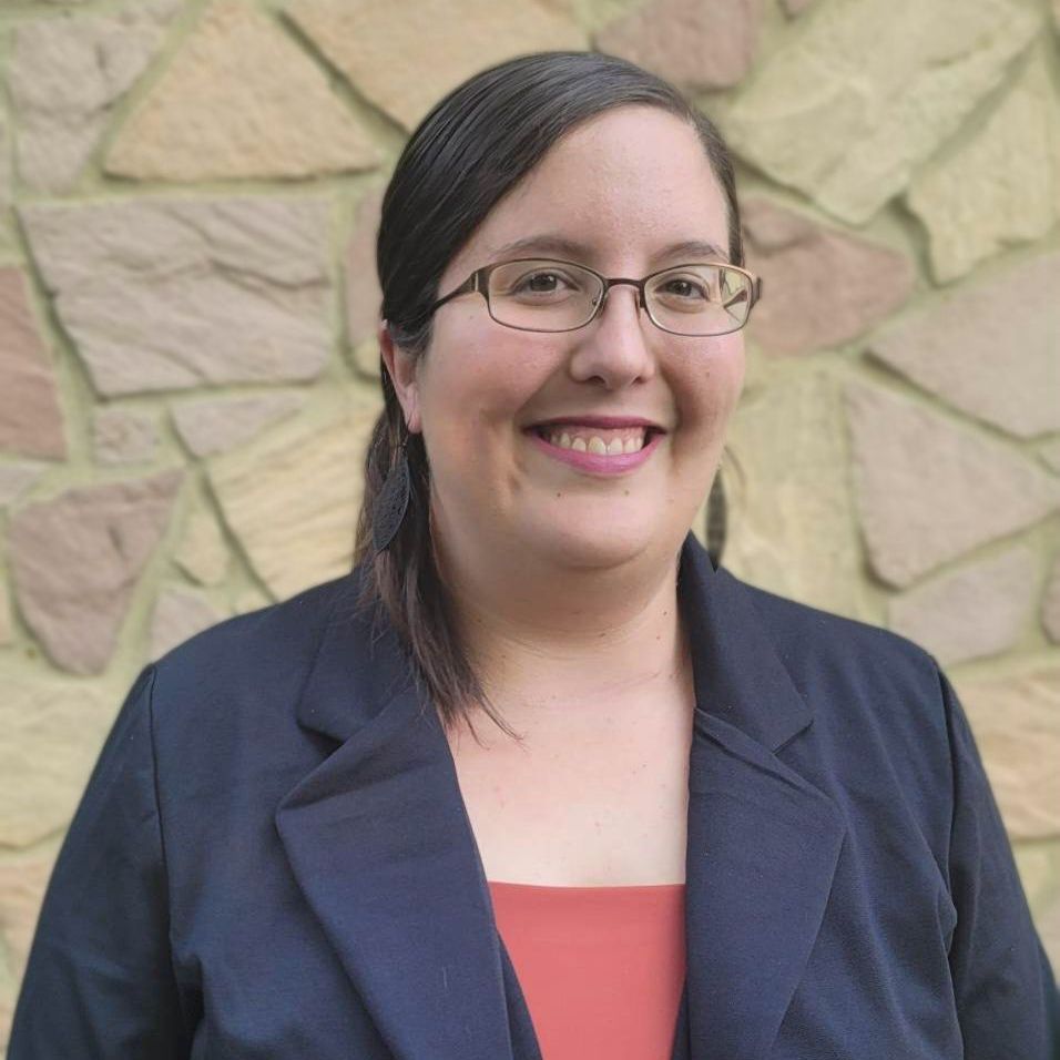 Meet Our ASL-Fluent Therapists and Counselors