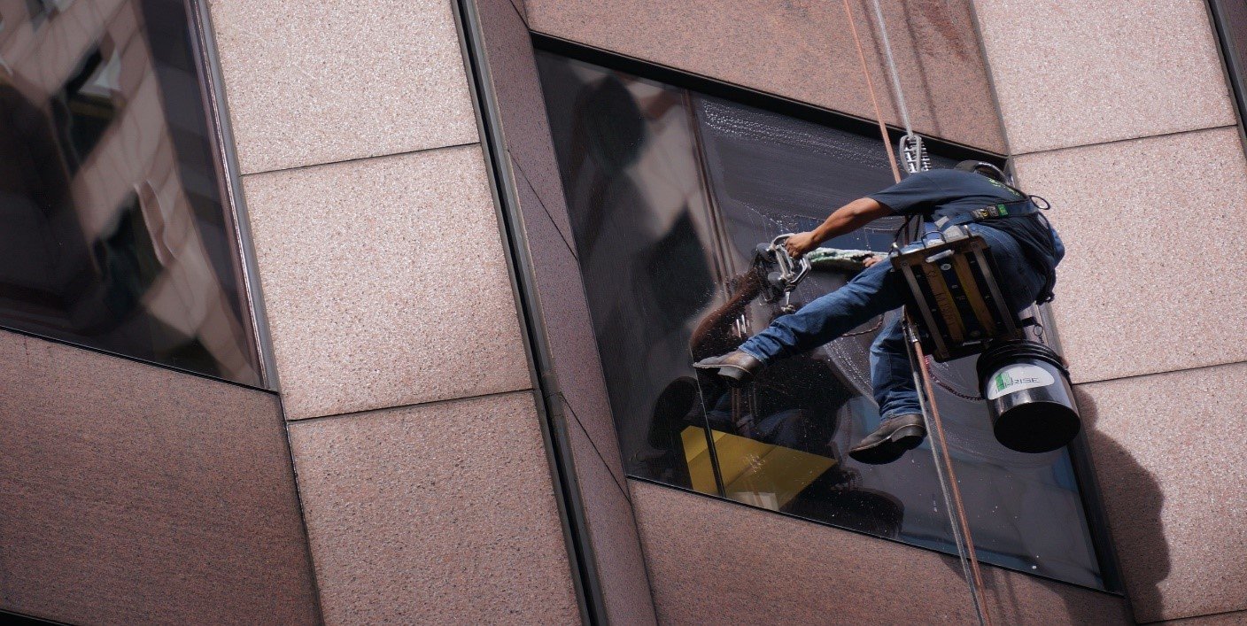 5-Most Effective Tools for High Rise Window Cleaning / Skyscraper ...