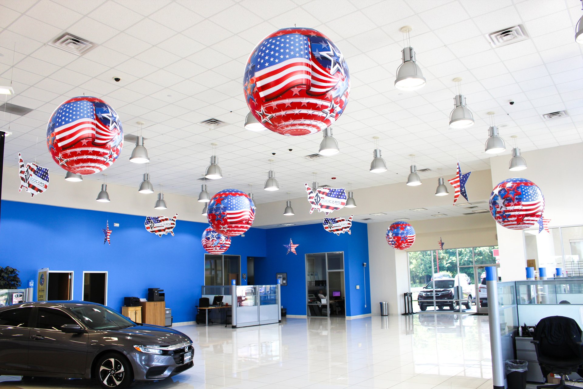 Showroom Balloon Displays: Elevate Your Car Dealership