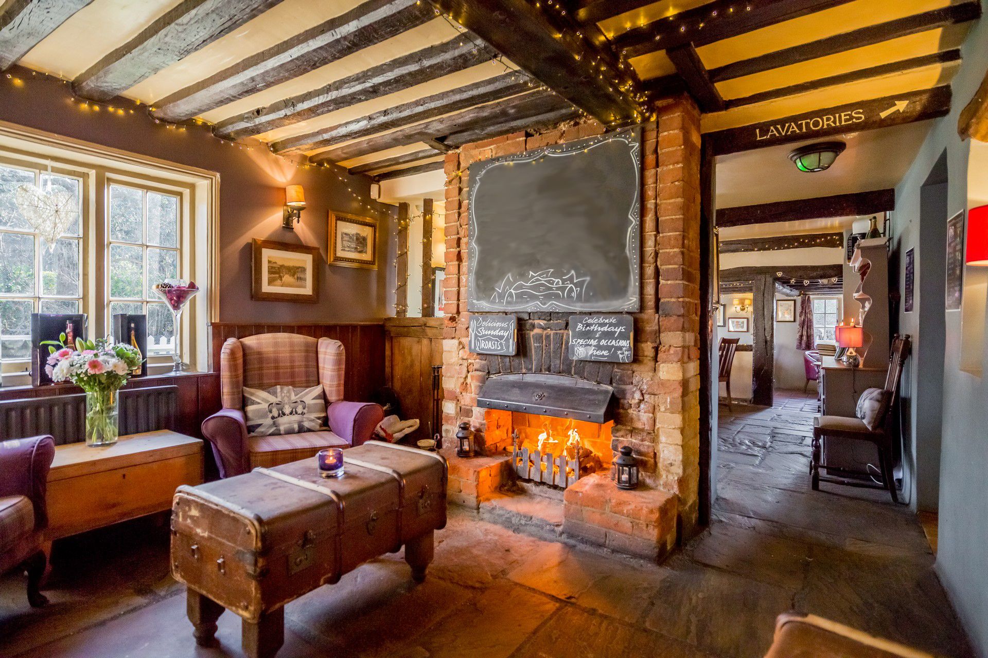 Interactive Gallery | The Old Hatchet