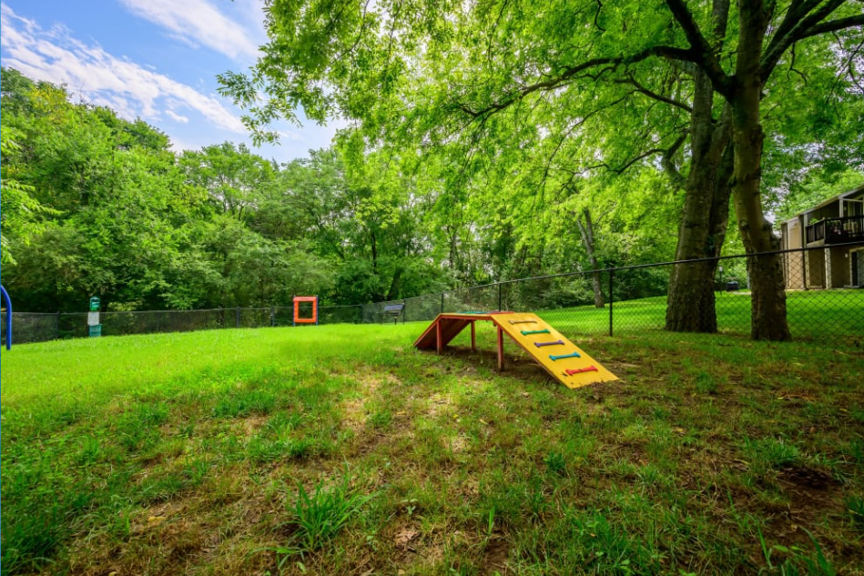 Gallery | Pet Friendly Hendersonville, TN Apts