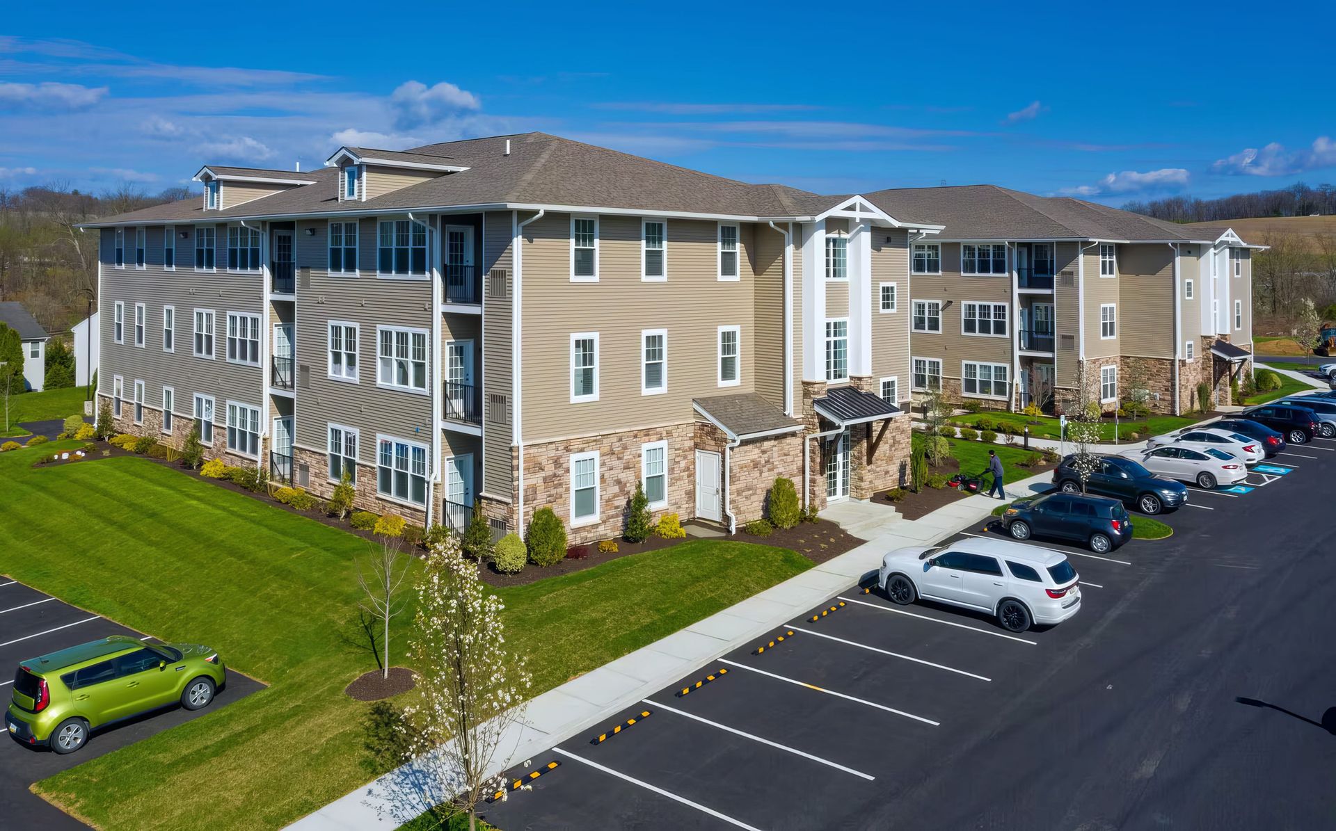 2BR/2BA Apartments with Loft | Alpine Floor Plan | HH Bath View, Bath PA