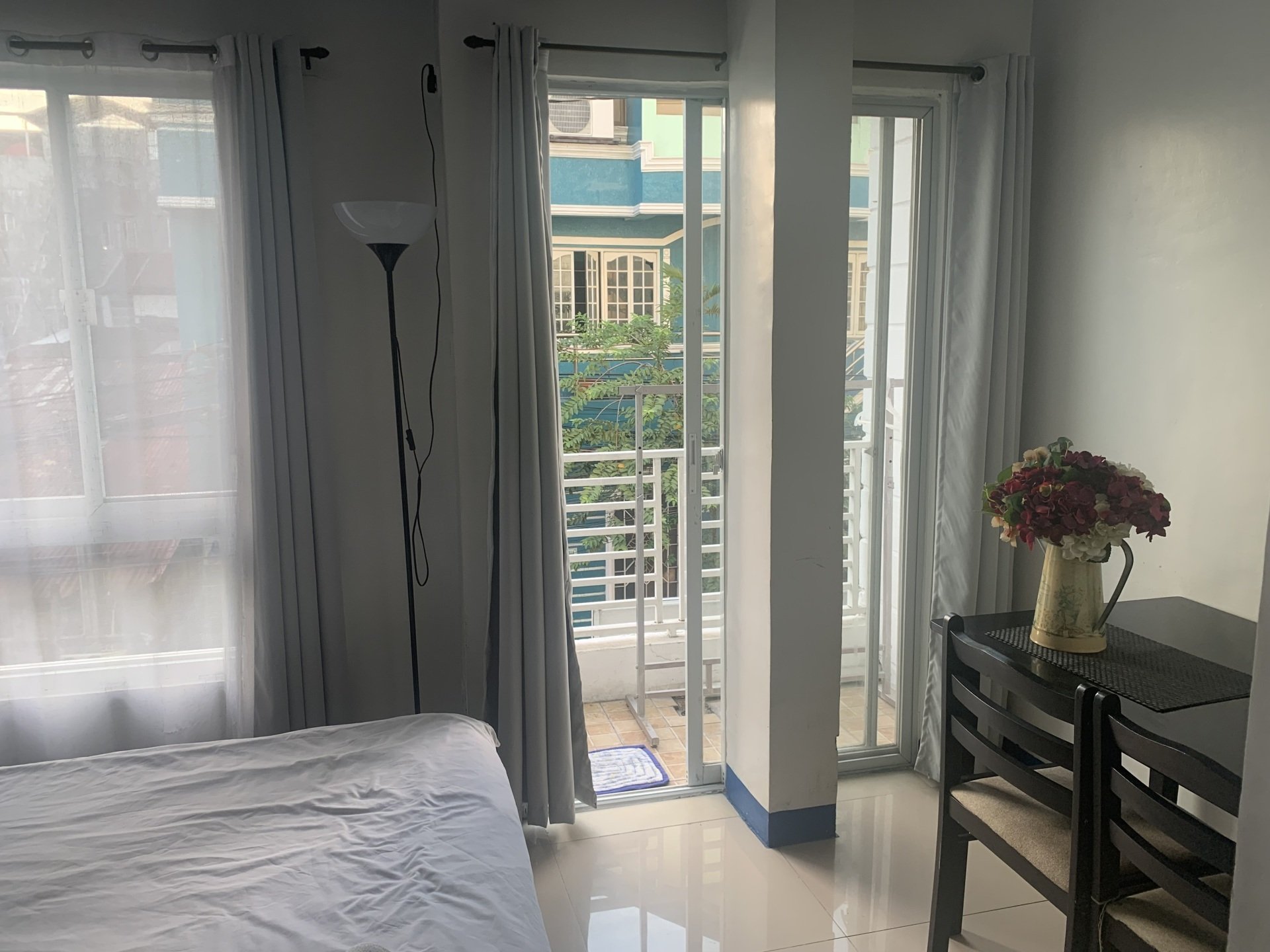 Rooms | Innsite Transient | Hotel & Lodging | Pasay