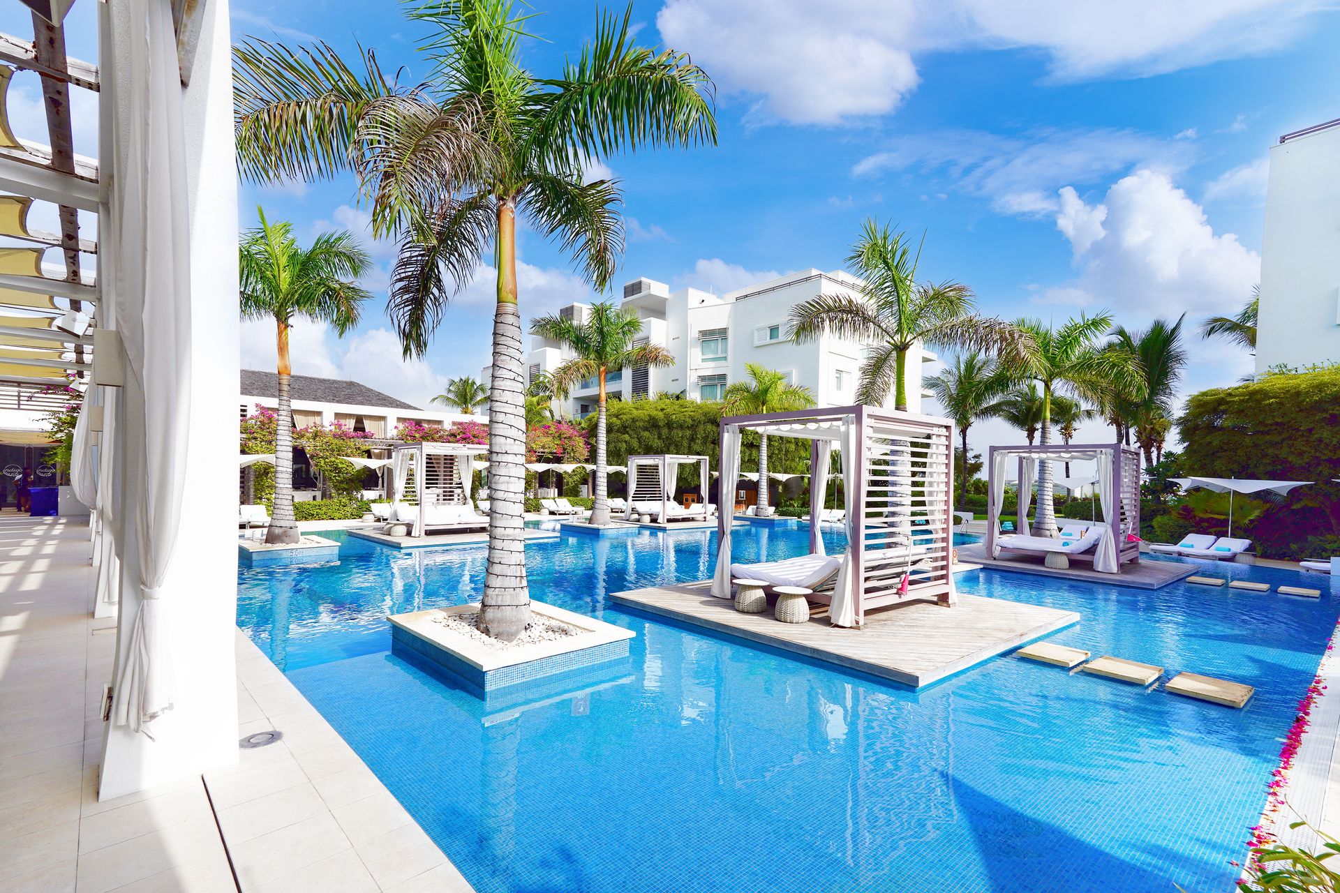 WYMARA RESORT + VILLAS | Luxury Caribbean Marketing