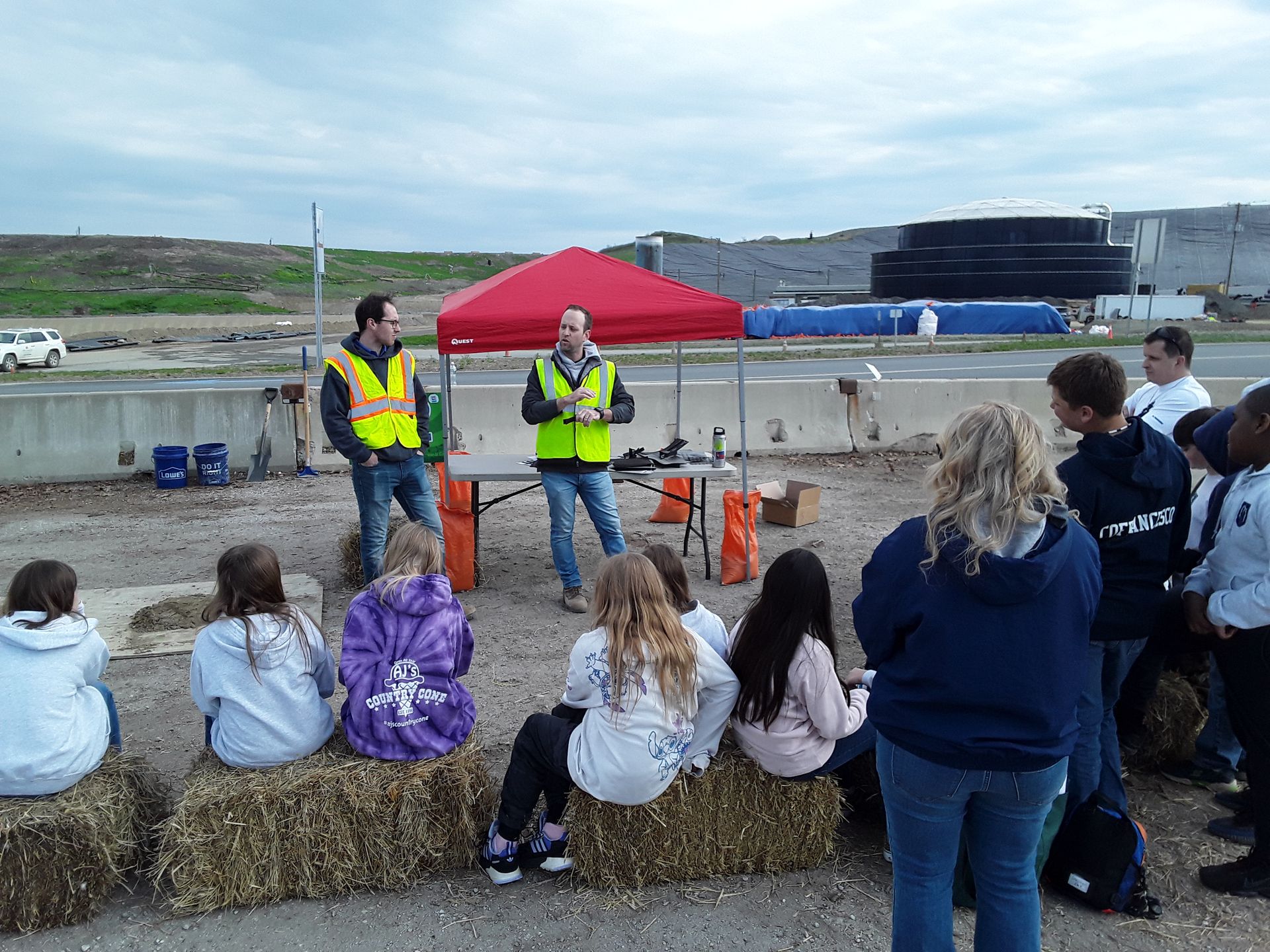 ARM Volunteers at SCMUA's Earth Day Event