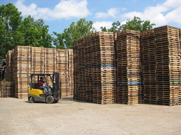 Custom Pallets | Houston, TX | Cougar Pallet Inc