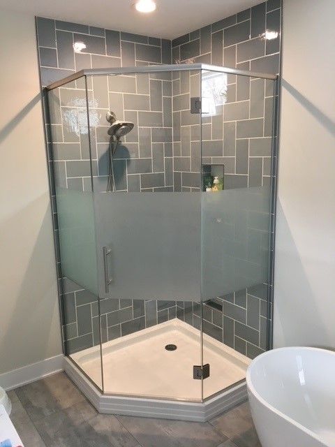 Glass Shower Enclosures | Saugatuck, MI | J & J Glass