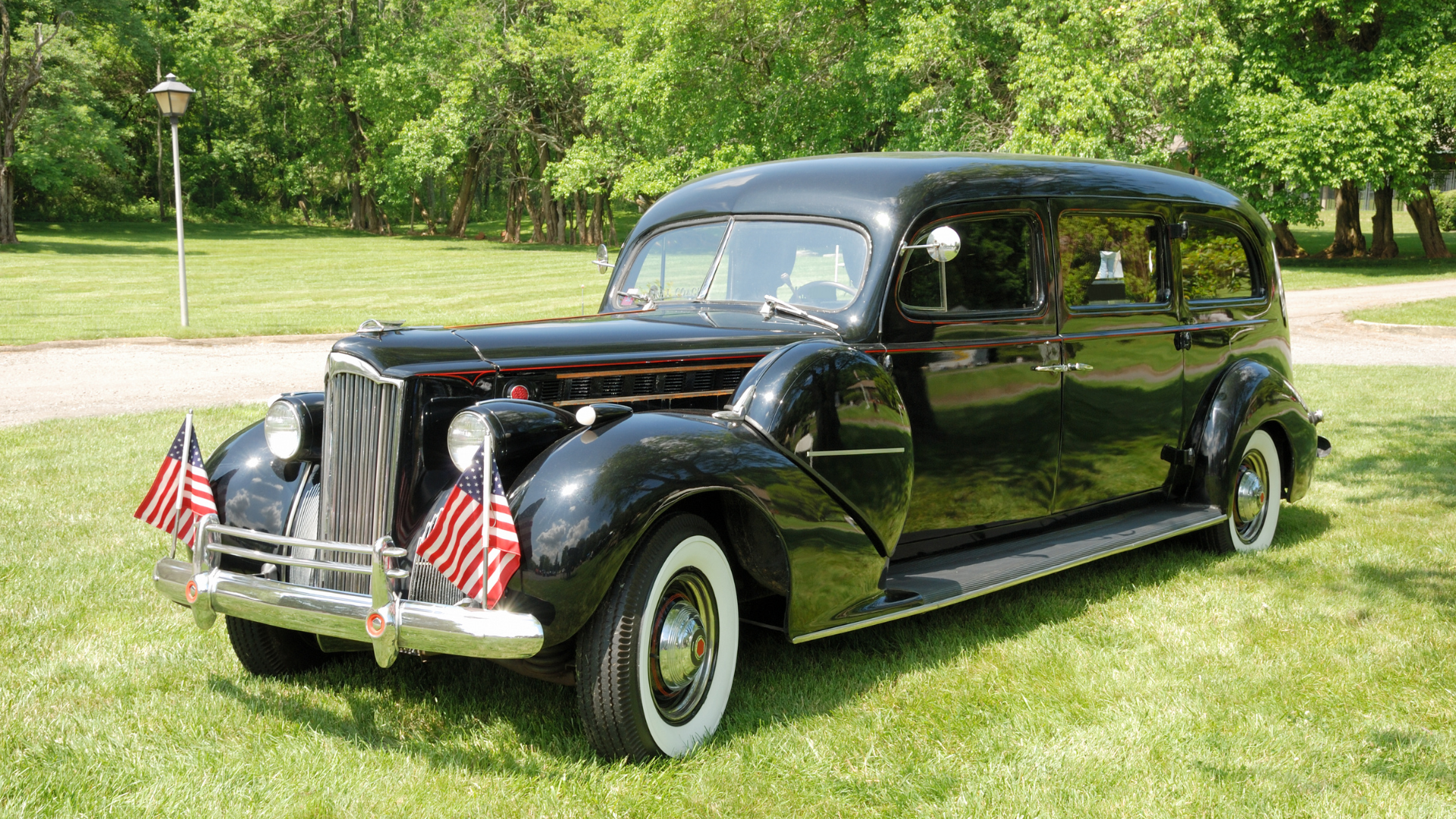 The History of Funeral Cars in America