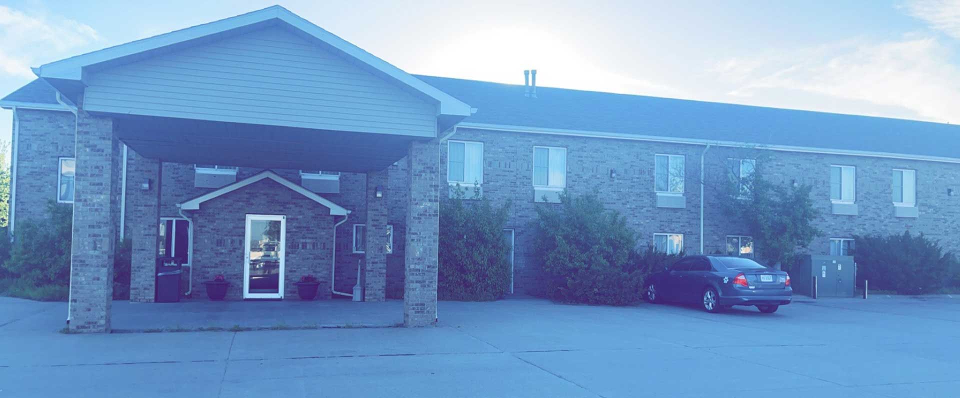 Hotel, RV Parking and Pet Friendly Hotel | Roadside Inn