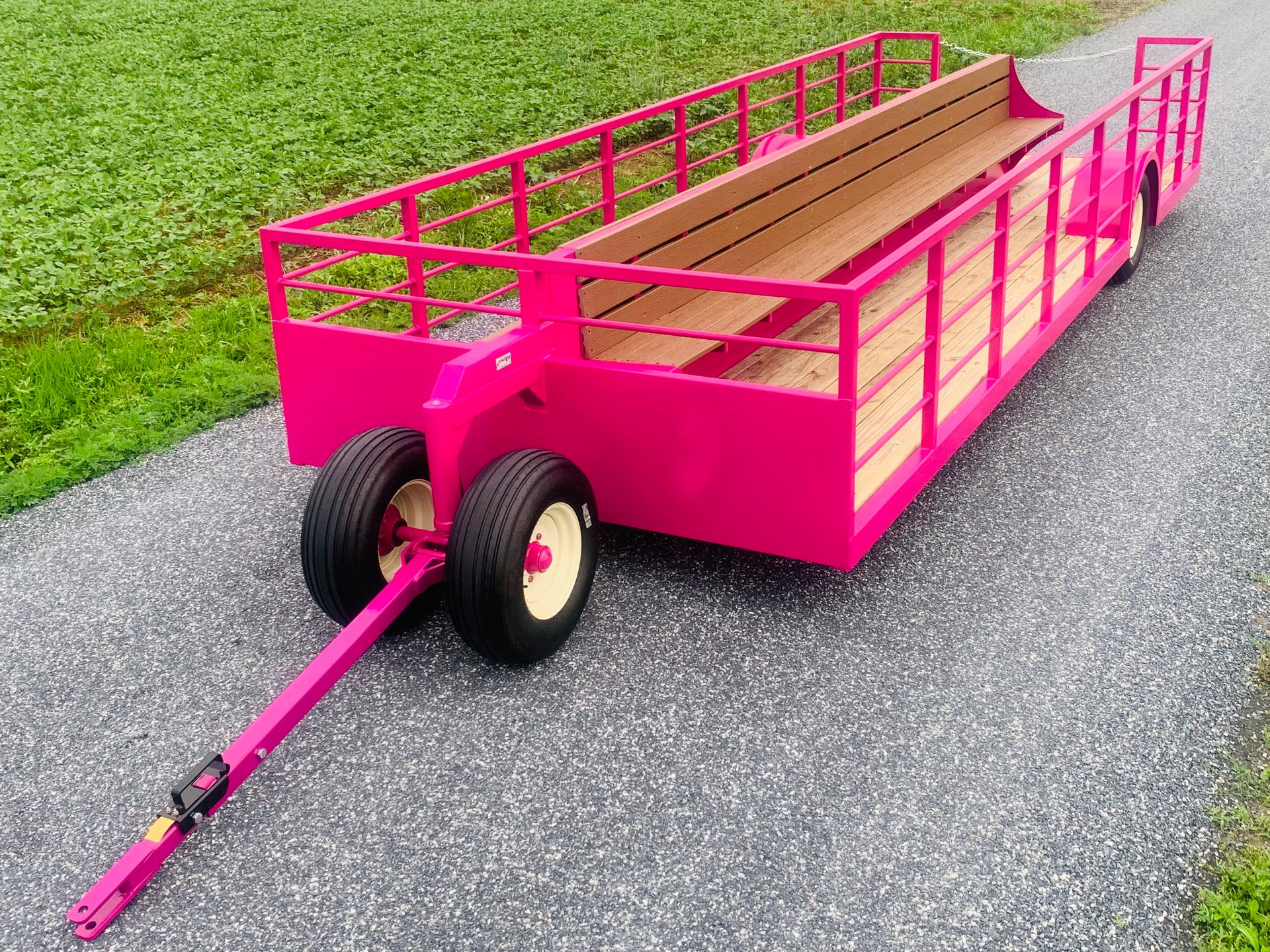 Livestock Equipment | Farm Wagon | Stoltzfus Manufacturing
