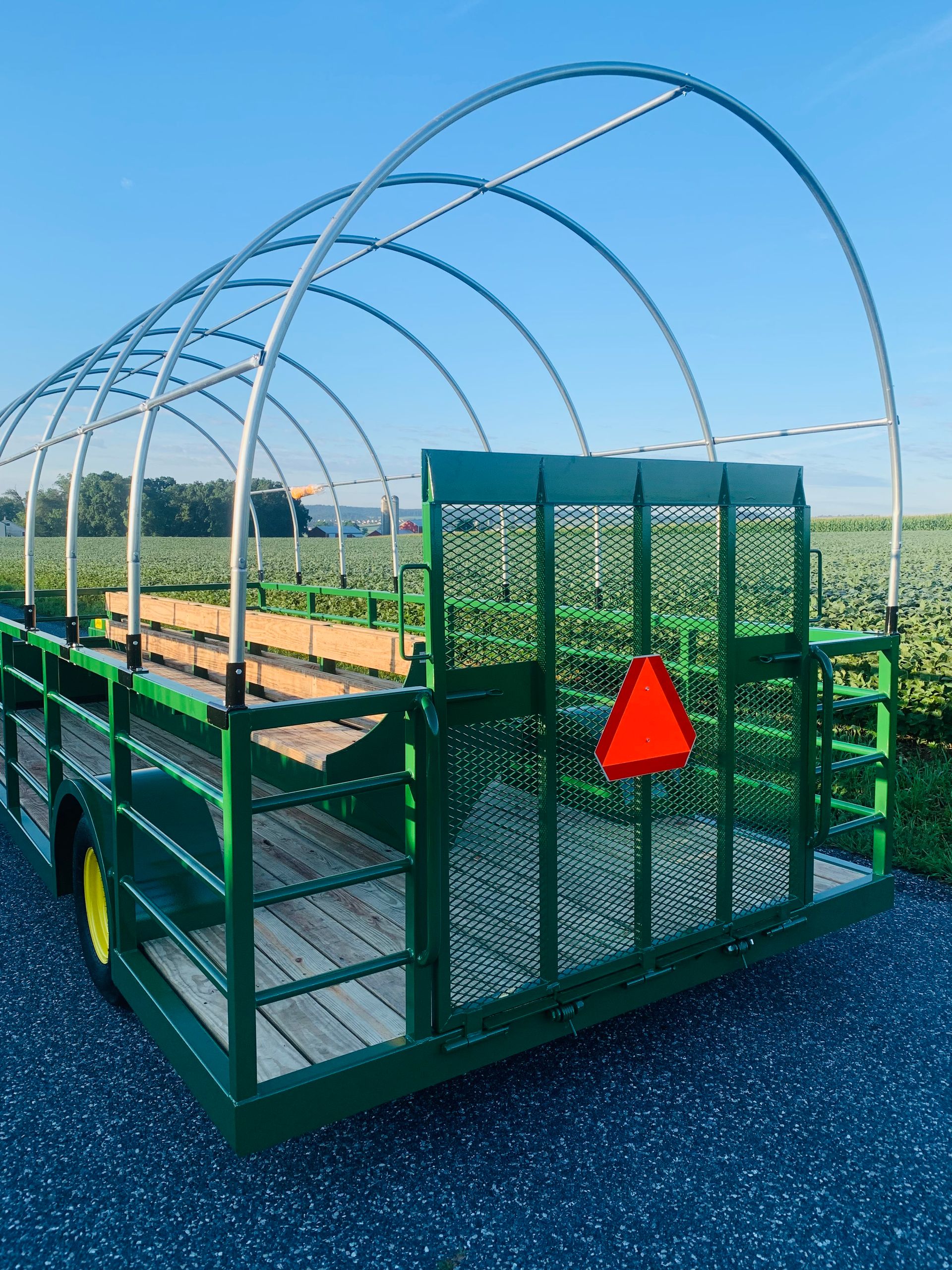 Livestock Equipment | Farm Wagon | Stoltzfus Manufacturing