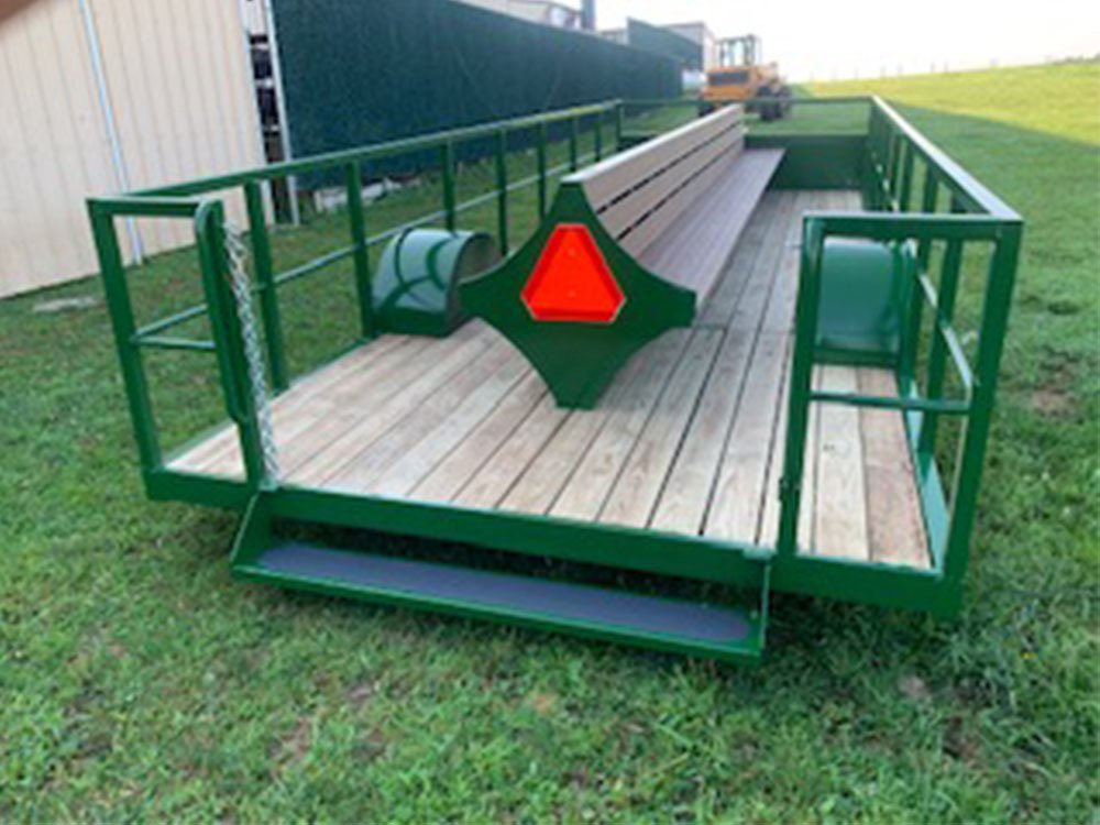 Livestock Equipment | Farm Wagon | Stoltzfus Manufacturing