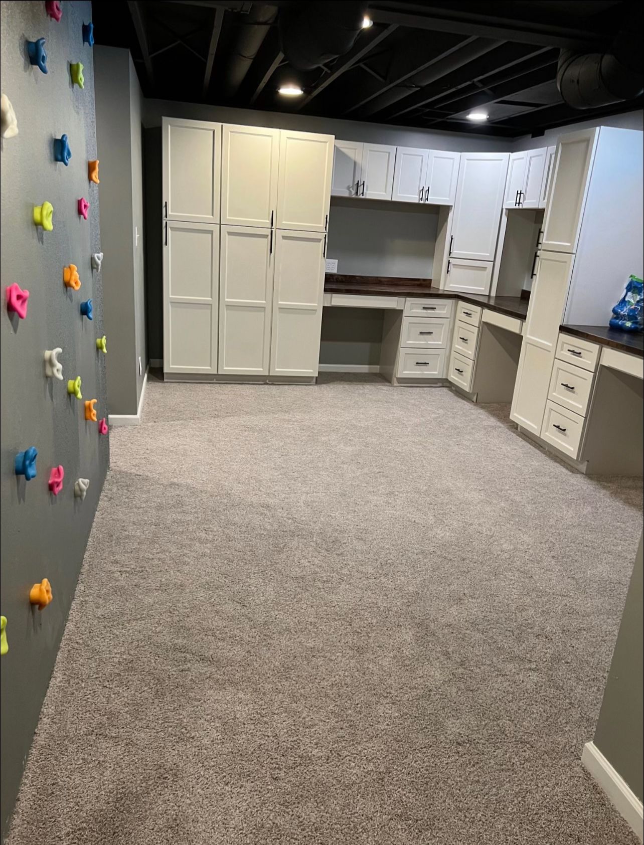 Bright Builders Corporation