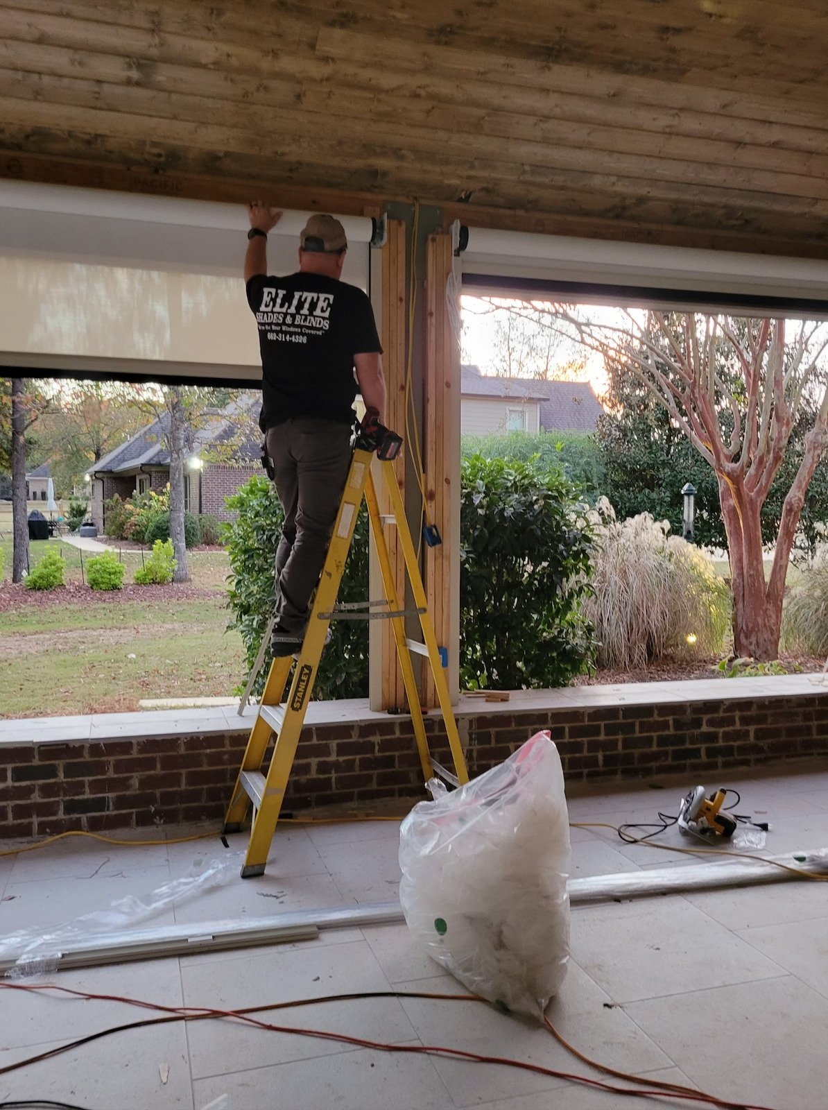 Outdoor Screens | Custom Window Treatments in Mississippi