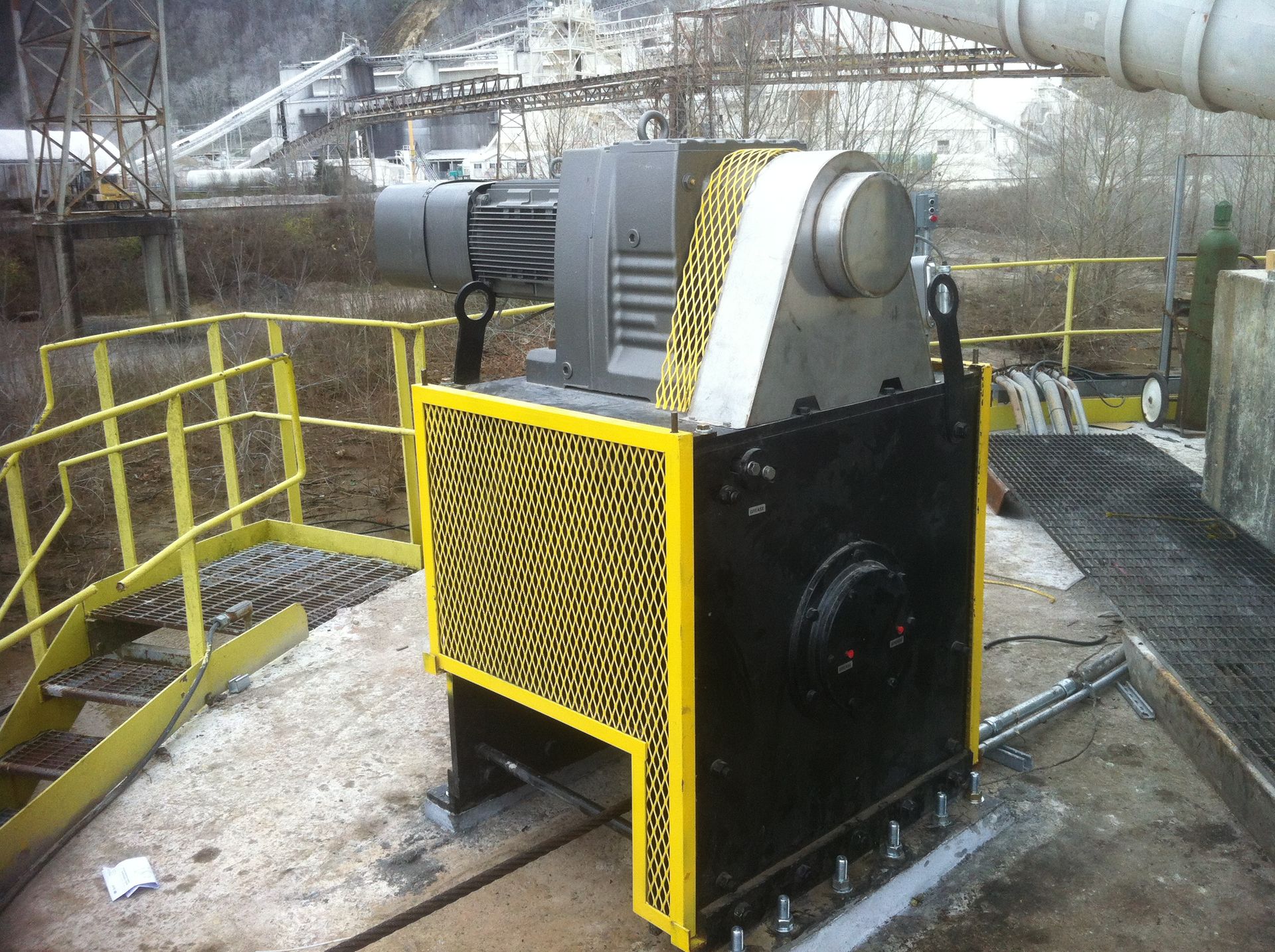 River Barge Loading / Unloading Winch Positioning System Controls