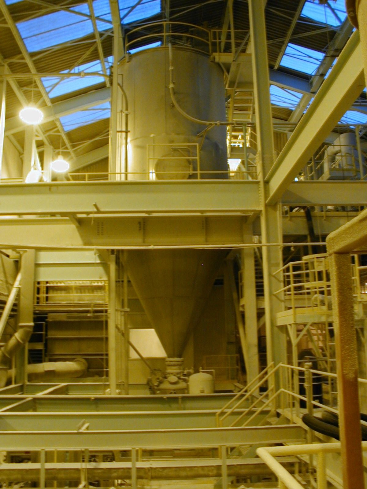 MONOCAL STORAGE & DENSE PHASE CONVEY WITH REWORK FEEDBACK