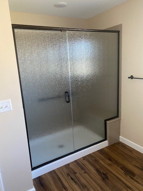 Glass Shower Doors | Missouri | Glass & More Inc.