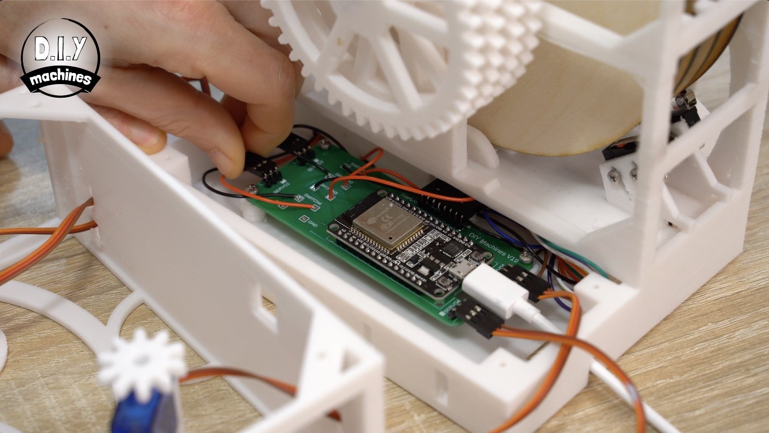 WeatherBot - 3D Printable Weather Forecasting Theatre