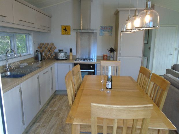 Barley 17 – Lodge Accommodation – Thatches, Modbury, South Devon