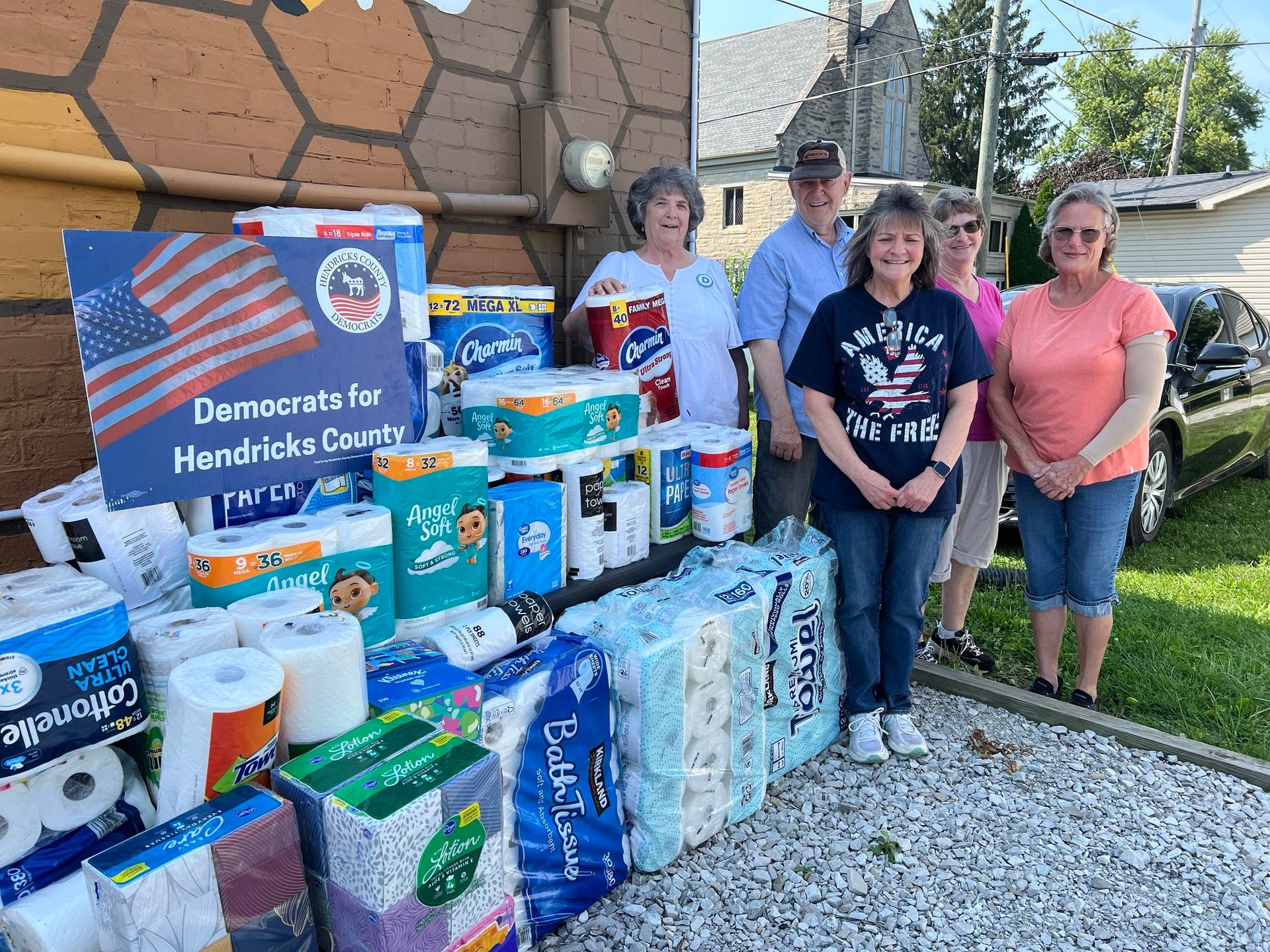 HCDP Democrats Step Up with Year-Round Community Service