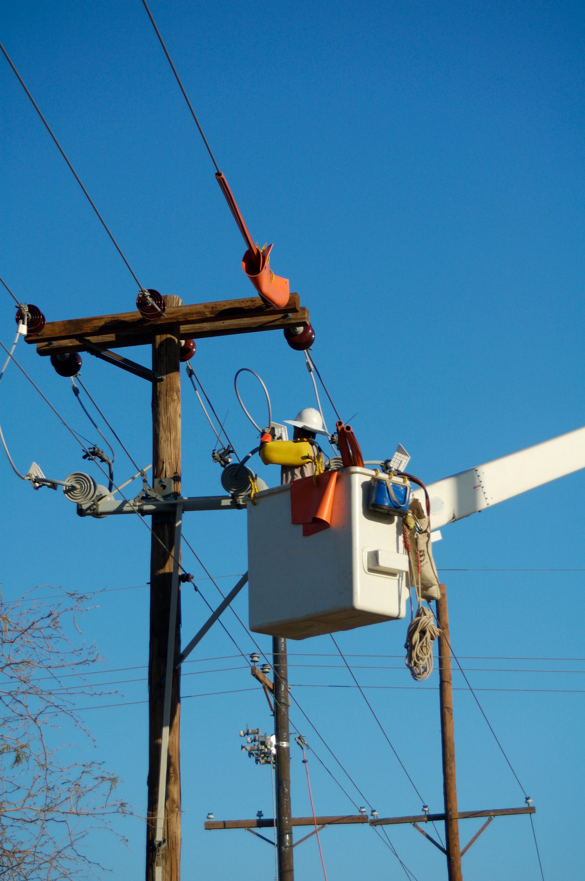 Expert Power Pole Installations | Newcastle, NSW | Mainlec