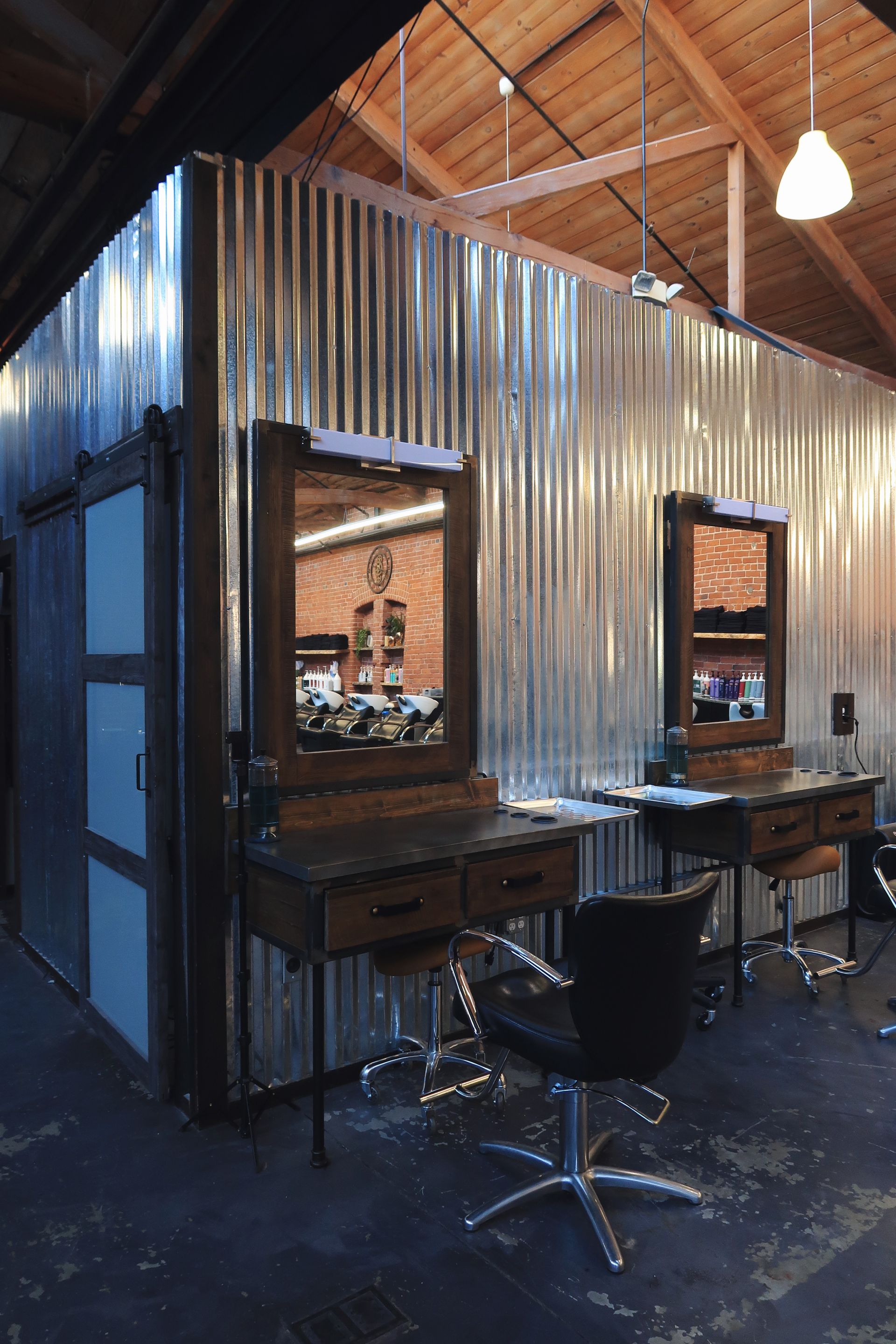 The Network Hair Salon: Leading Hair Stylists | Plantsville, CT