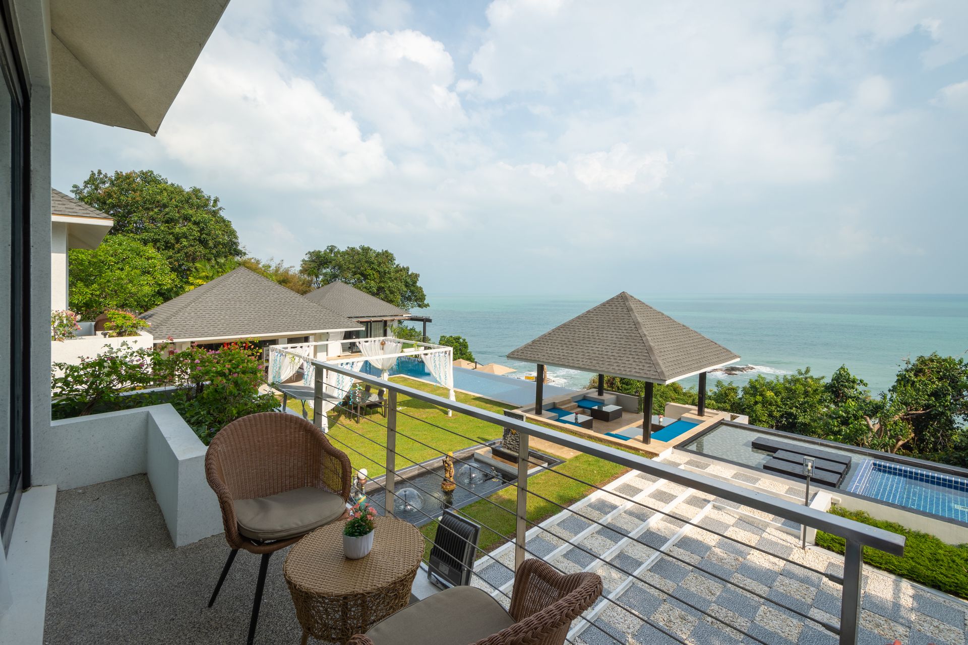 Bluemango Pool Villa & Resort Koh Samui