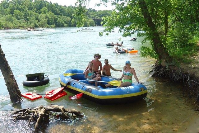Visit Rocky River Resort | Doniphan, MO | Rocky River Resort