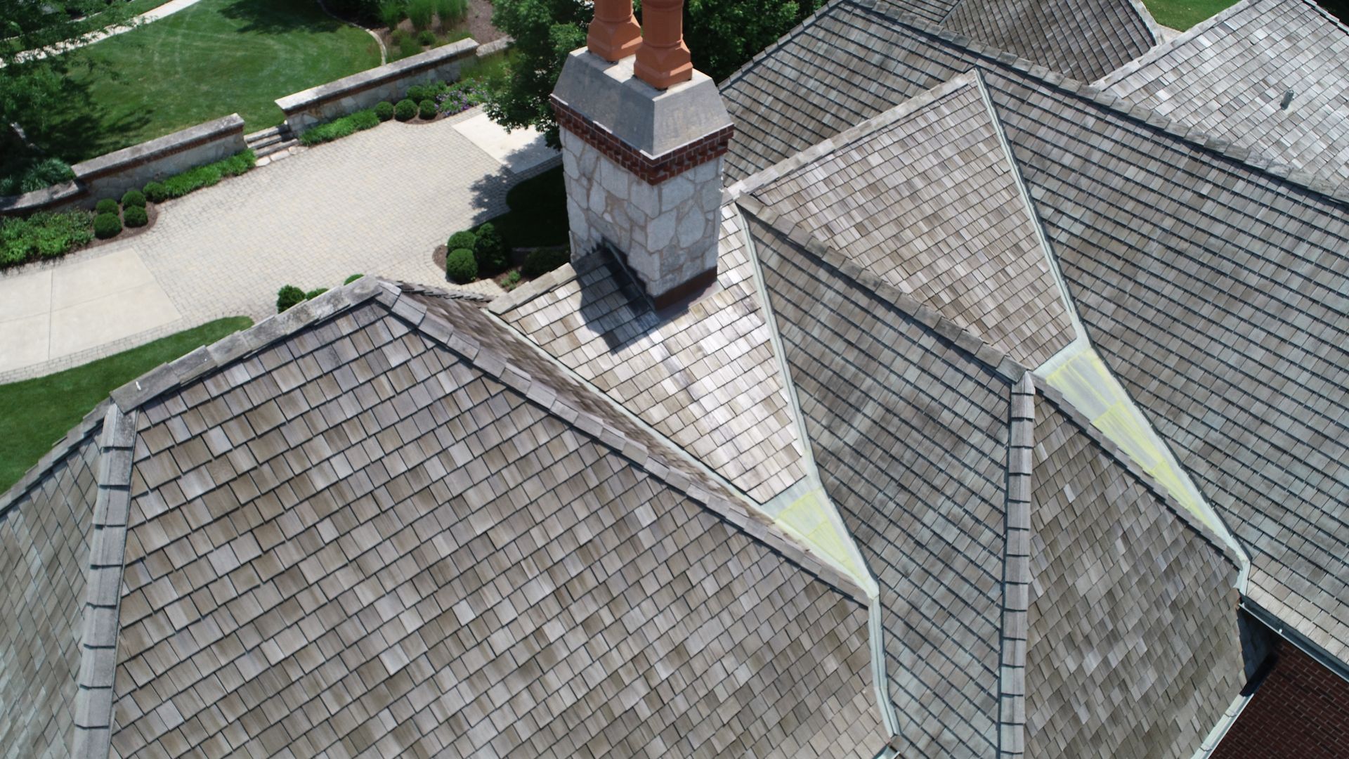 Wood Shake and Shingles in Peoria, IL | Kreiling Roofing Company