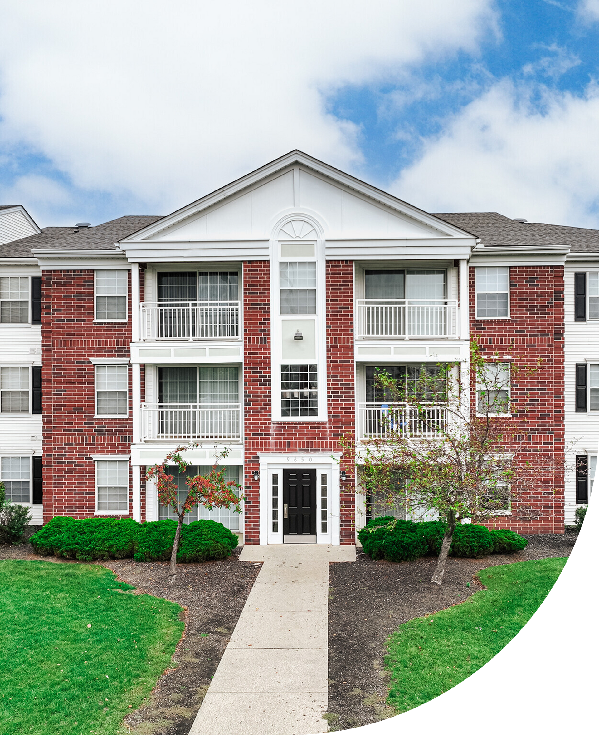 Cherry Tree Village Apartments | Quality Living in Strongsville, OH
