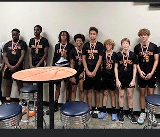 Illinois Tigers Basketball - AAU Program