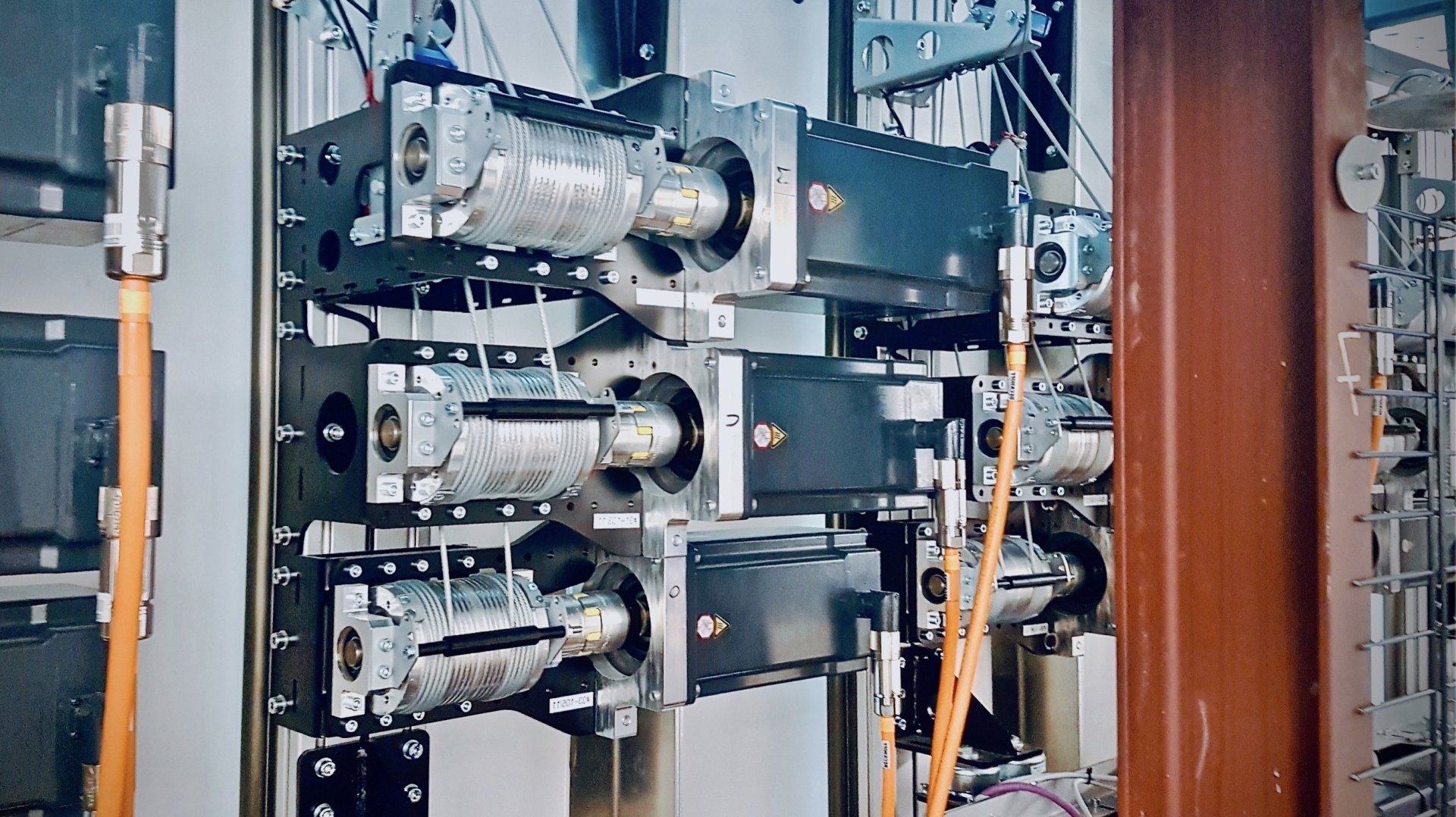 MKTengineering - Kinetics | Exhibits | Prototypes