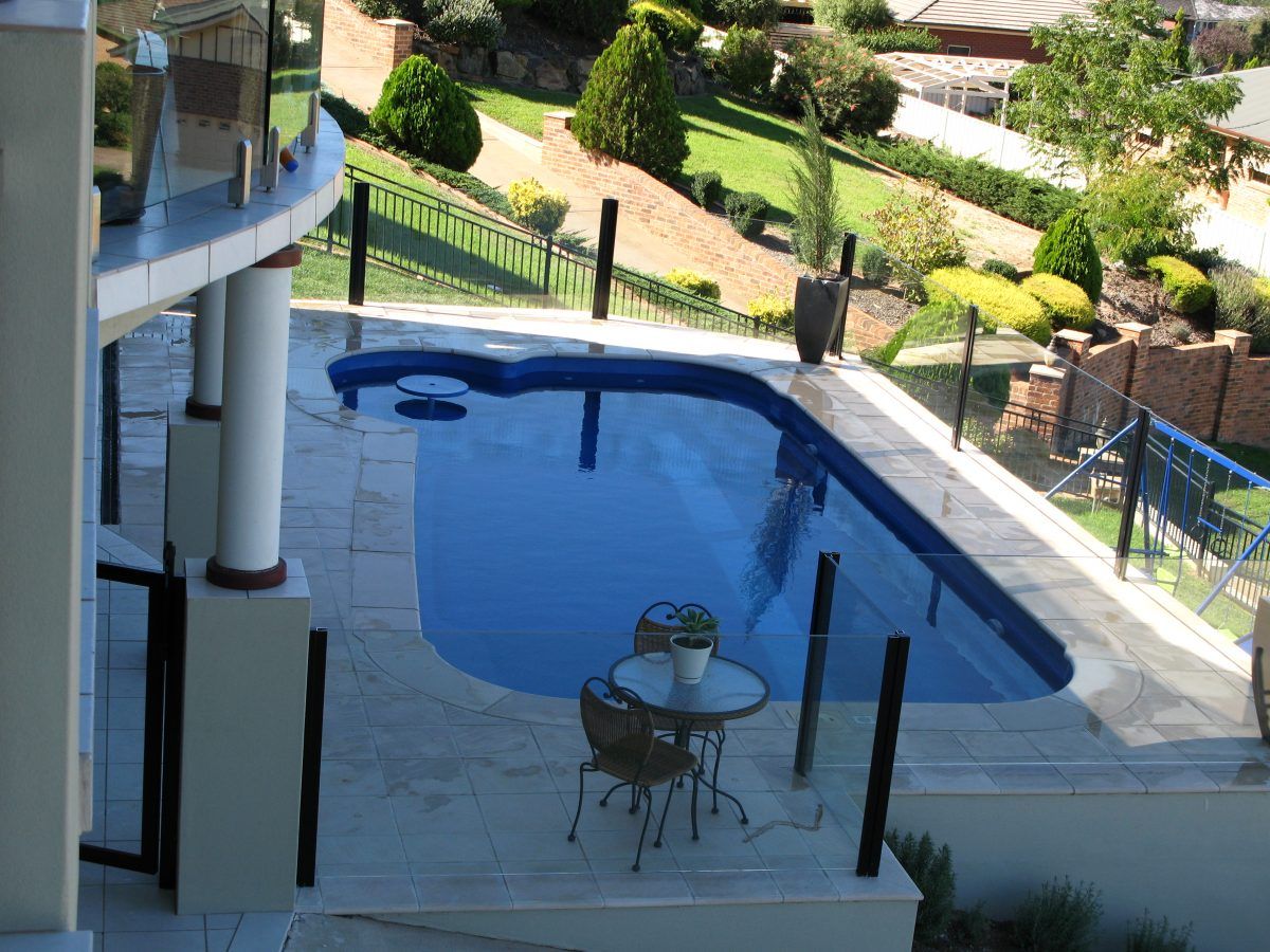 Fibreglass Pools in Wagga Wagga | Freedom Pools & Spas Riverina