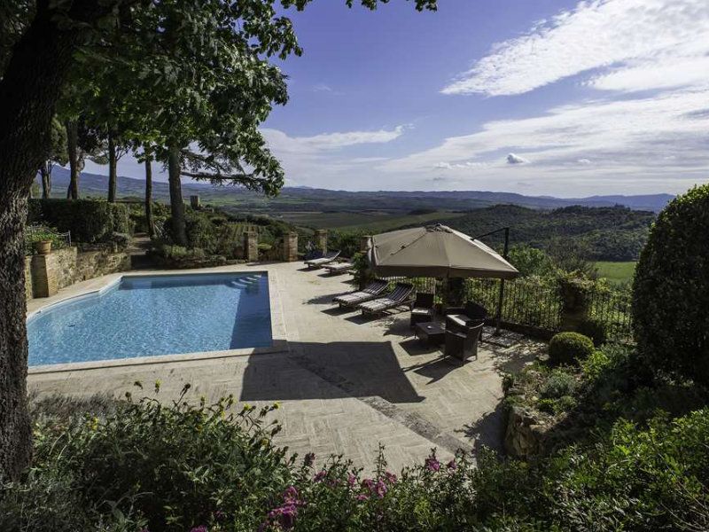 The best Montalcino wineries and vineyards to visit for a wine tasting ...