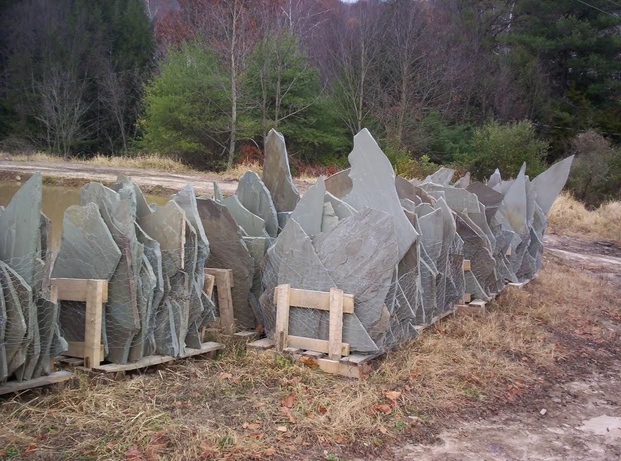 Irregular Bluestone Flagging | Gettysburg Stoneworks