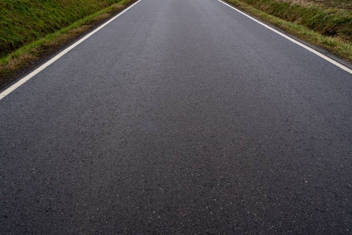 Why You Should Pave Your Farm Lane | Tates Creek Paving