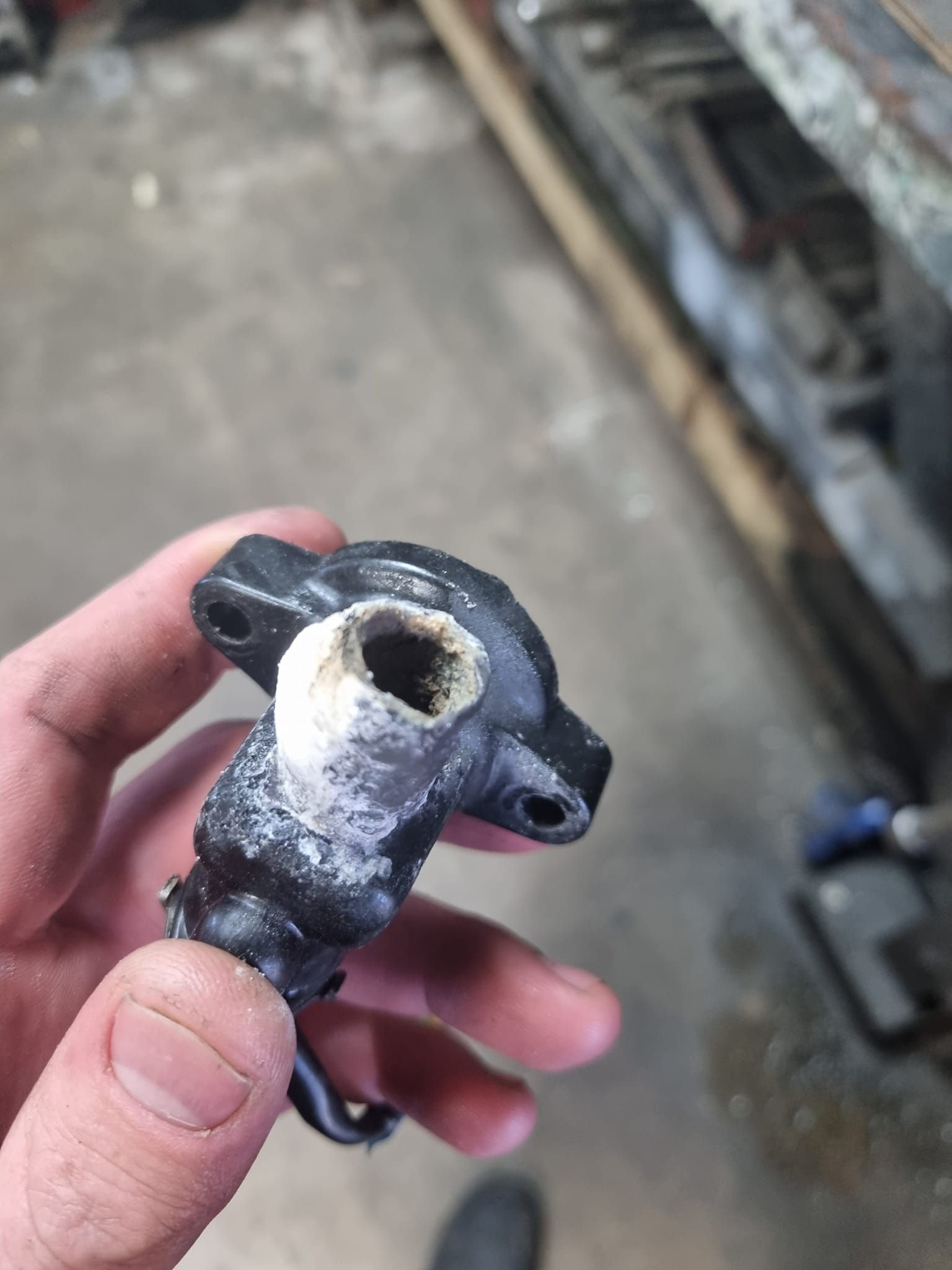 Outboard Wrecking Services | Thornlands, QLD | TMC Outboards