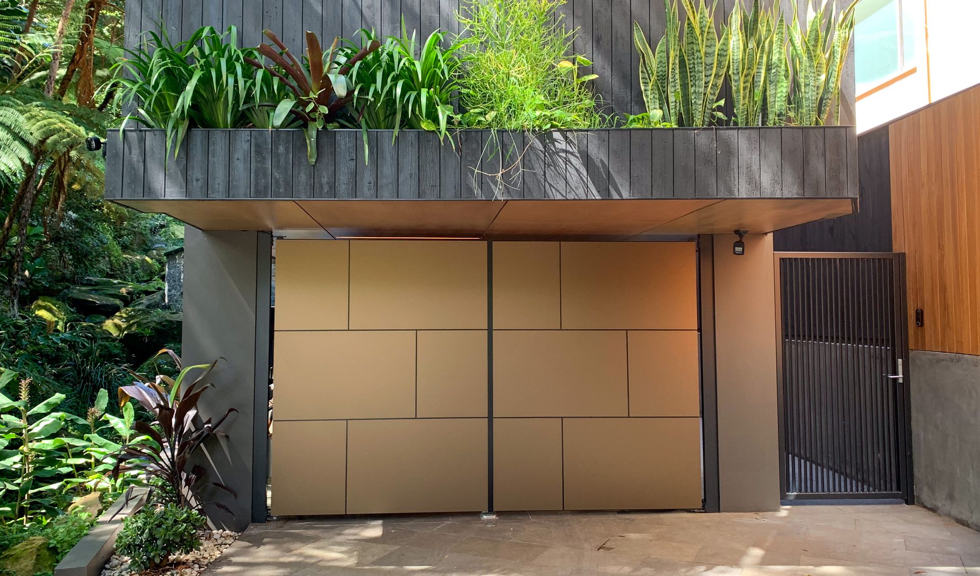 Supply and installation of New Swing Gates and Automation Systems