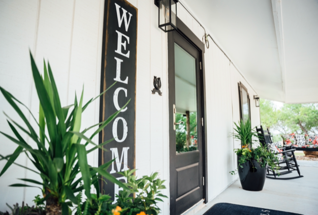 Rustic Falls at Vaughn Ranch | Beautiful Wedding Venue